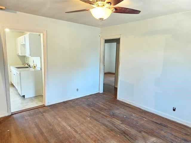 518 Azalea Ave, Orange, TX 77630 | MLS #33880