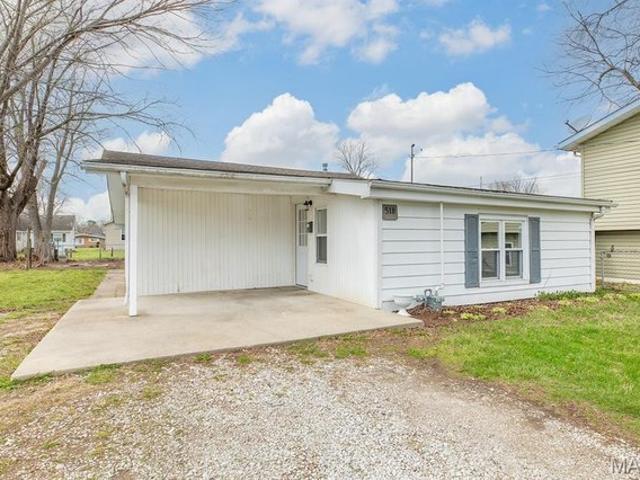 518 B St, Bethalto, IL 62010