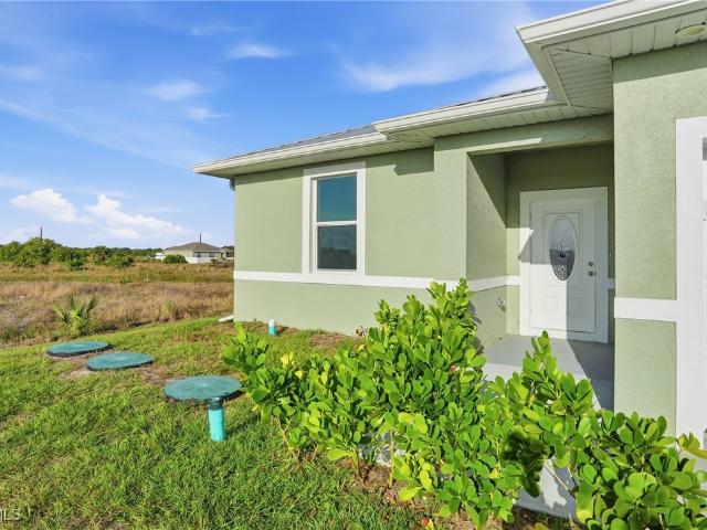 518 Braelyn St, LaBelle, FL 33935 | MLS #2025025 | Compass