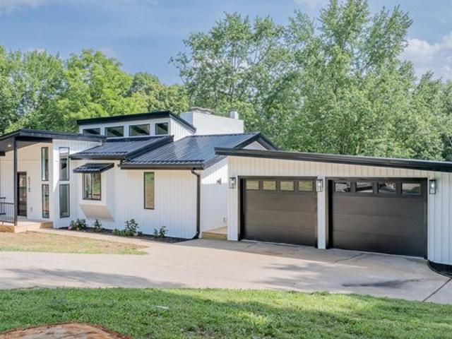 518 Bramblewood Dr, Mount Carmel, TN 37645