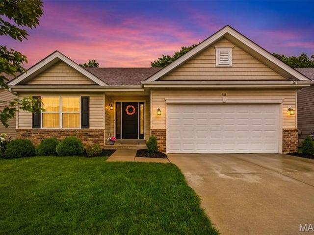 518 Brookside Forest Ct, O'Fallon, MO 63366
