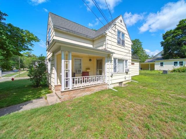 518 Garfield St, Jackson, MI 49203