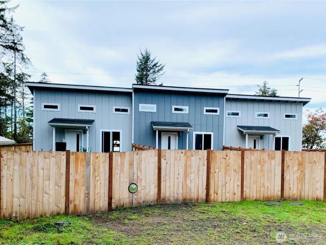 518 Dolphin Ave NE, Ocean Shores, WA 98569 | MLS #2455