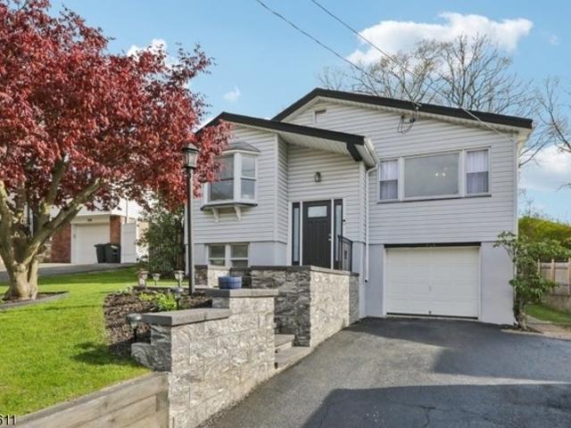 518 Edith Rd, Roxbury Township, NJ 07850