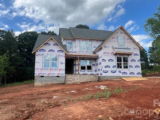 518 Edmunds Ln, Clover, SC 29710