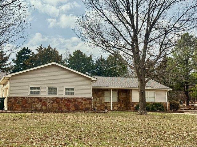 518 Fox Run Ct, Mannford, OK 74044