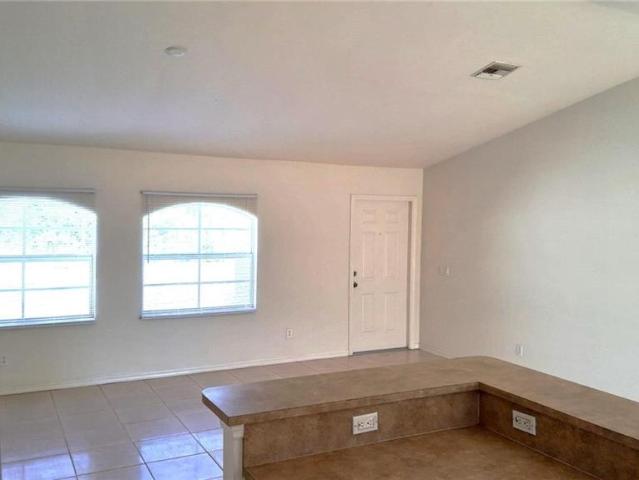 518 Kingsbury Ln, Lehigh Acres, FL 33974 | MLS #225007