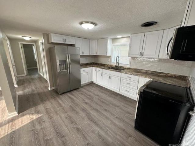 518 Hill Rd, Plymouth, CT 06787