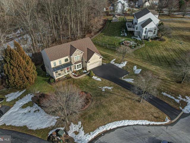 518 Hyde Park Circle