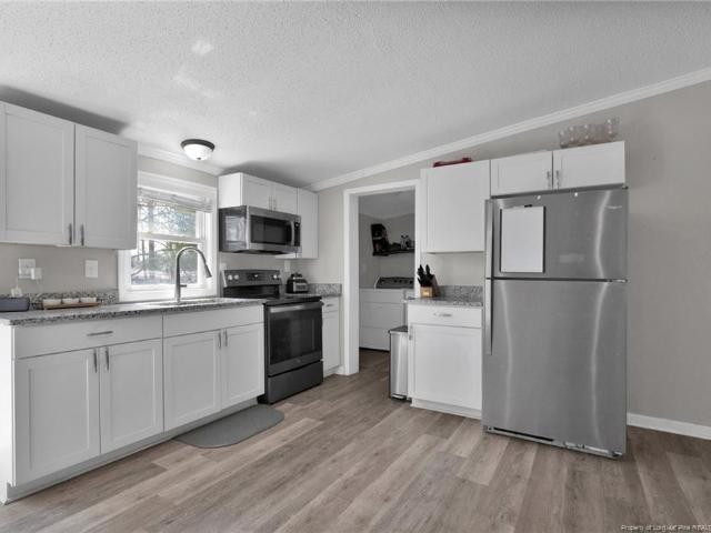 518 Inverary Dr, Raeford, NC 28376 | MLS #LP759229