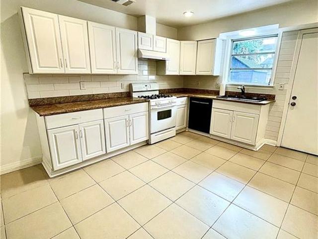 518 Oaklawn Drive
