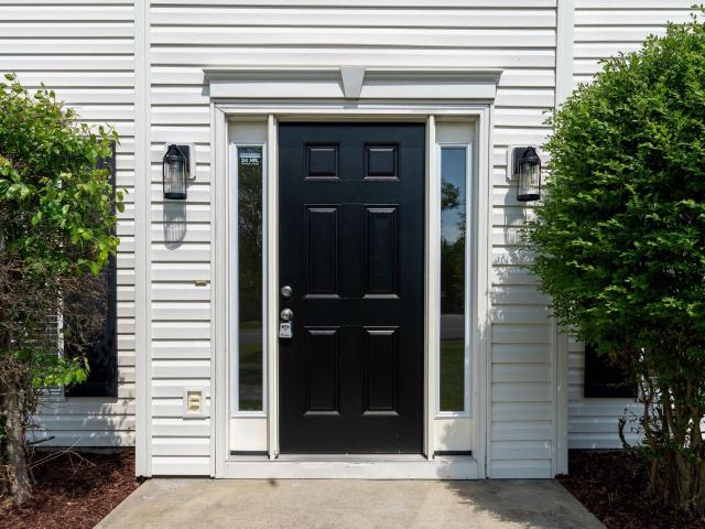 518 Laurel Woods Trail