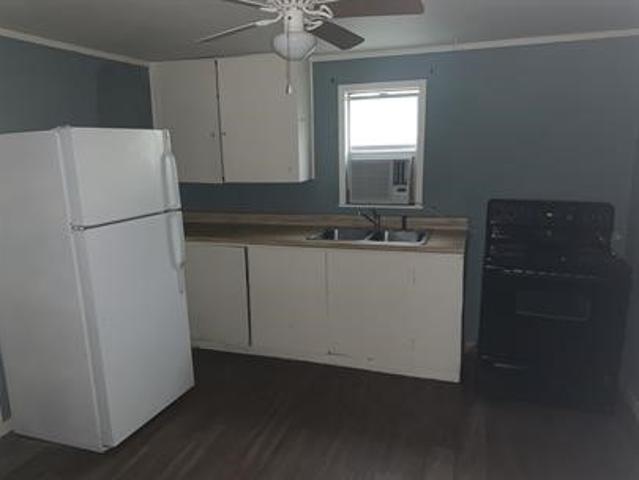518 Laredo St, Lockhart, TX 78644 | MLS #4486 | Compass