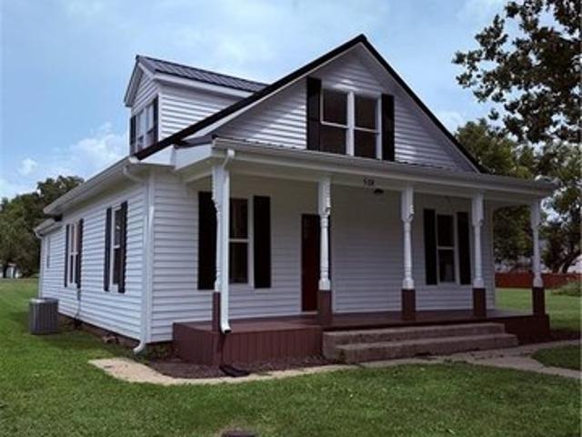 518 Liberty St, Vevay, IN 47043