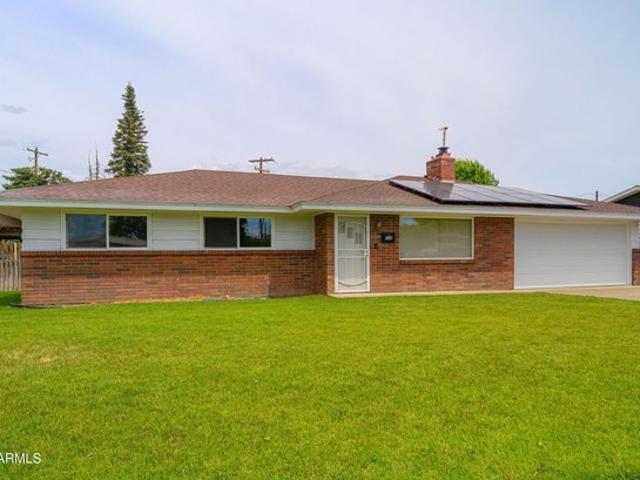 518 Lillie Ln, Toppenish, WA 98948