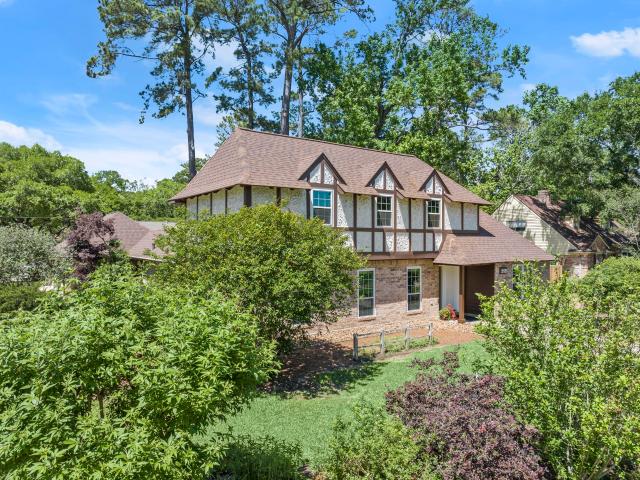 518 Magic Oaks Drive