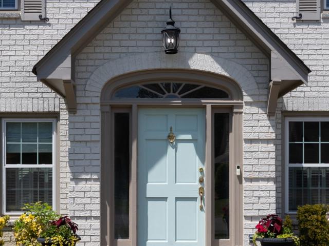 518 Maplegrove Dr