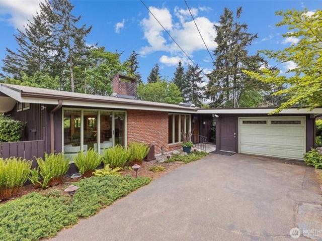 518 N 175th St, Shoreline, WA 98133