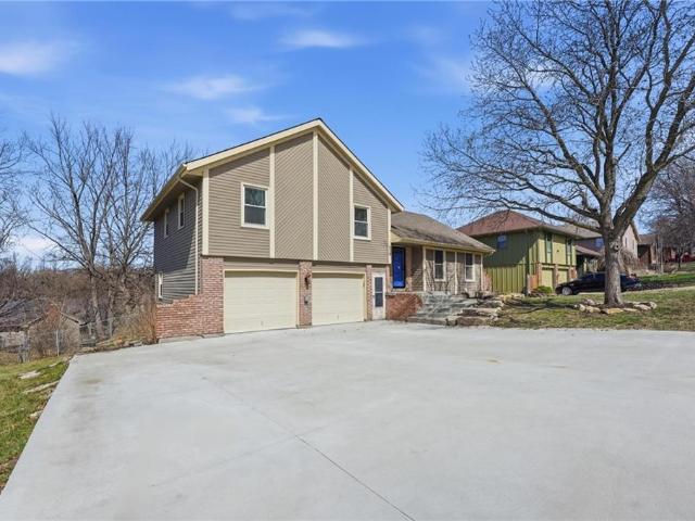 518 NW 65th Ter, Kansas City, MO 64118 | MLS #2599