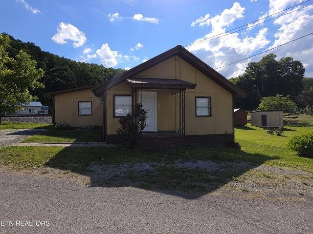 518 S 43rd St, Middlesboro, KY 40965