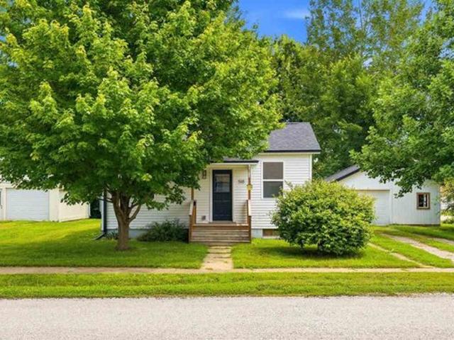 518 S 8th Ave, Washington, IA 52353