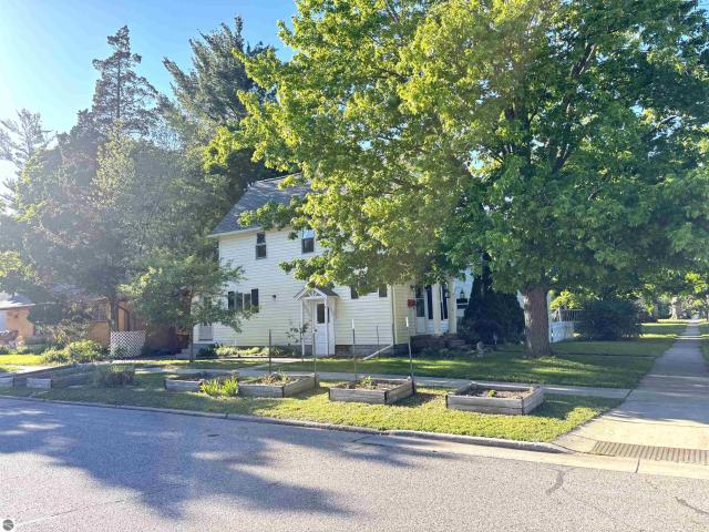 518 S Kinney