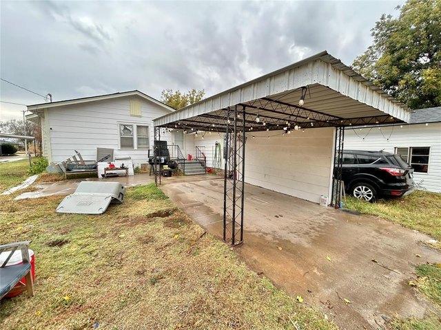 518 S Penn Ave, Mangum, OK 73554
