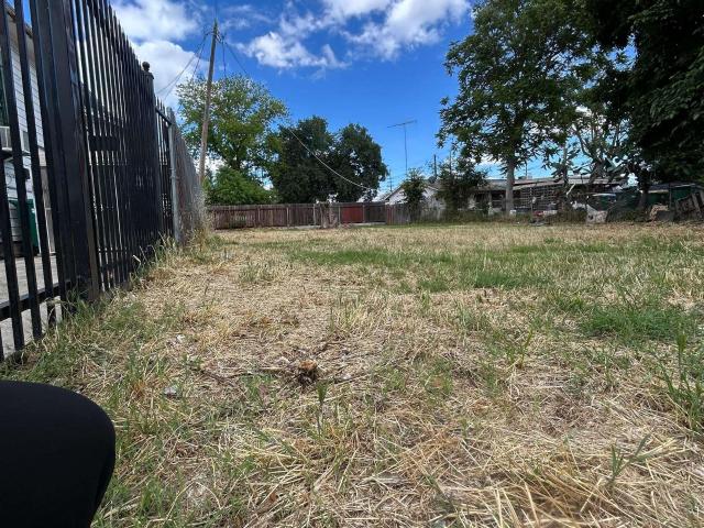 518 S Sutter St, Stockton, CA 95203 | MLS #41132 | Compass