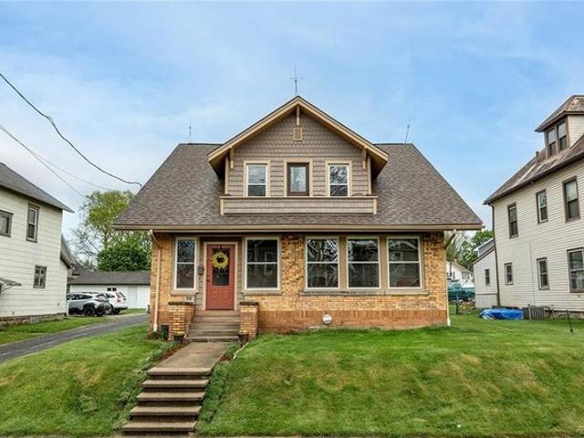 518 Stewart Ave, Grove City, PA 16127