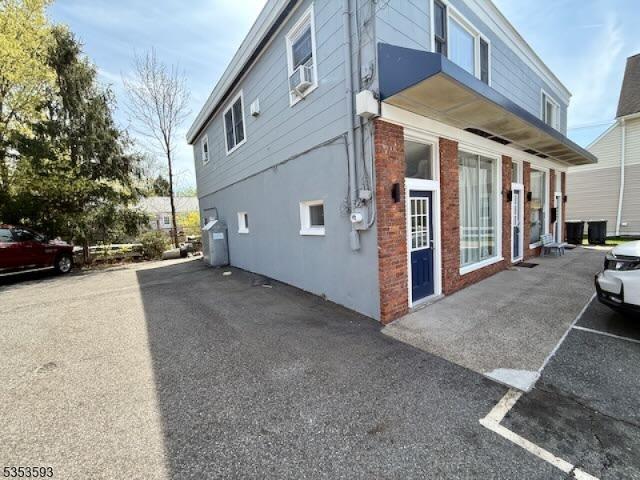 518 Ringwood Ave