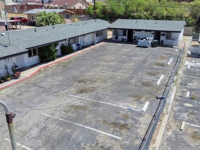 518 W Fredricks