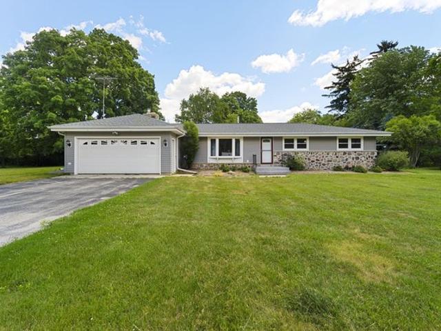 518 W Grand Ave, Port Washington, WI 53074