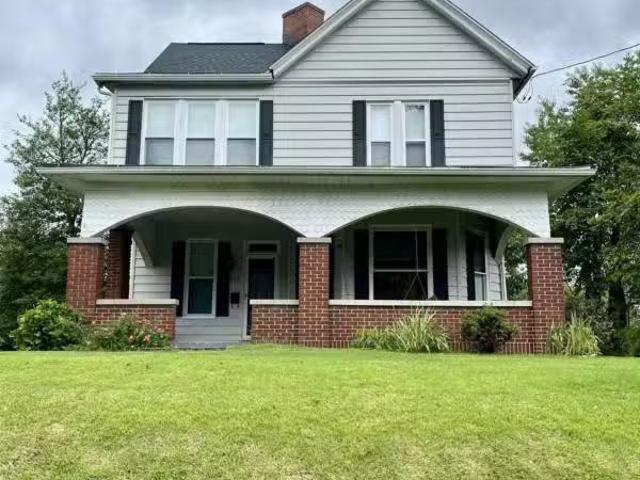 518 WORTHINGTON DR, BRIDGEPORT, WV 26330 Single Family Residen.