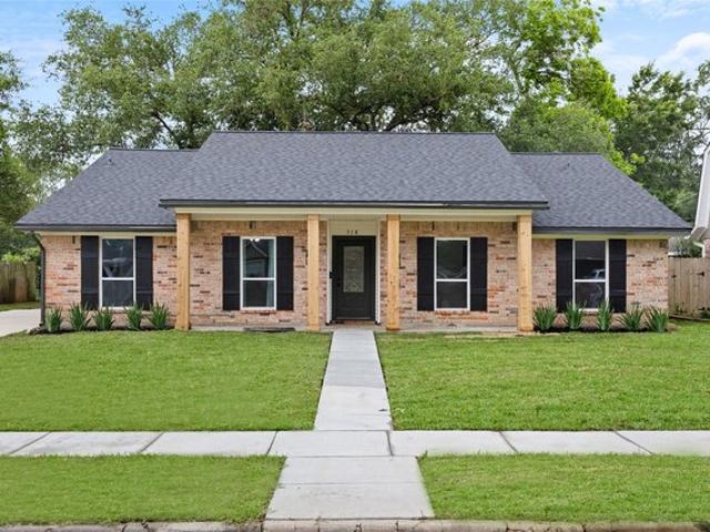 518 Whitecap Dr, El Lago, TX 77586