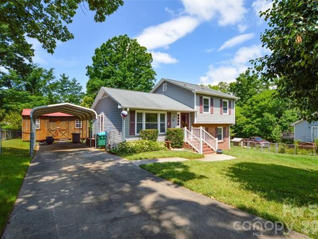 518 Vinecrest Dr, Matthews, NC 28105