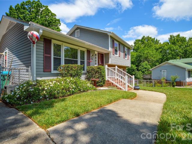 518 Vinecrest Drive