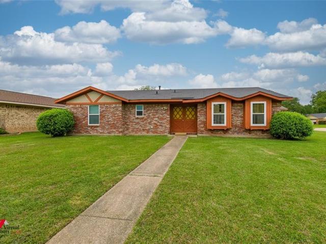 518 Yale Pl, Bossier City, LA 71111