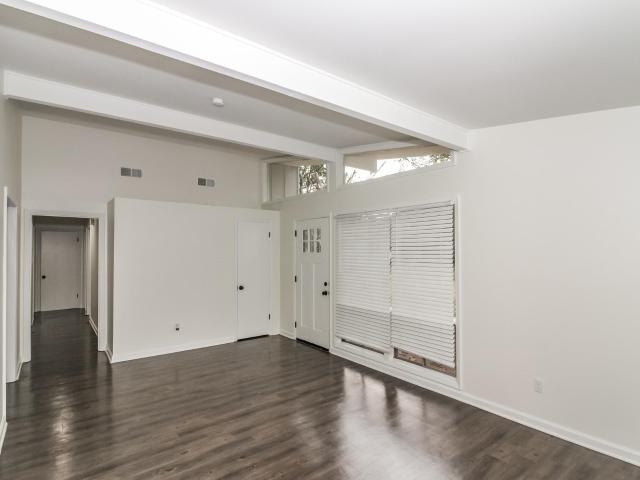5194 warfield cv