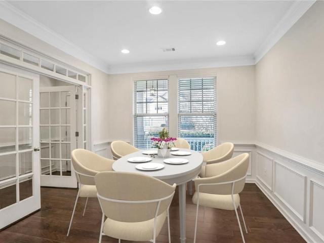 5195 Belmore Manor Court