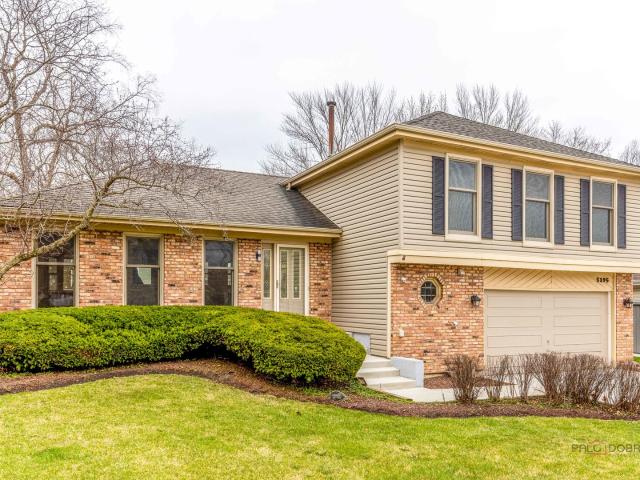 5195 Castaway Ln, Hoffman Estates, IL 60010 | MLS #12608 | Compass