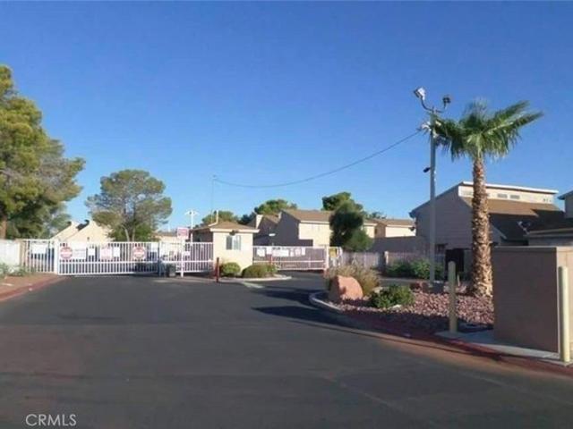 5196 Golden Ln Unit L, Las Vegas, NV 89119