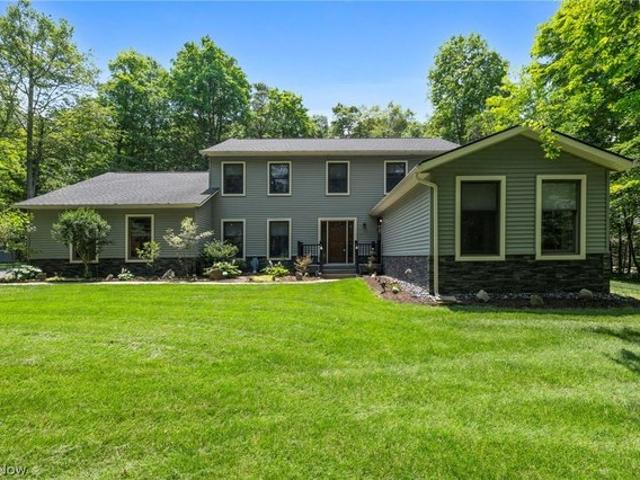 5196 Linda Dr, Medina, OH 44256
