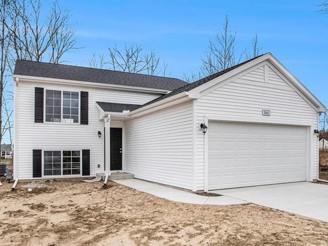 51997 Pulver Rd, Three Rivers, MI 49093