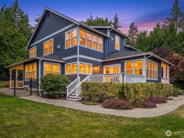 5199 New Sweden Ave NE, Bainbridge Island, WA 98110