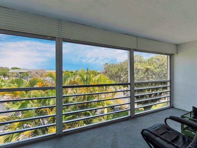 5190 E Sabal Palm Blvd Apt 304, Tamarac, FL 33319