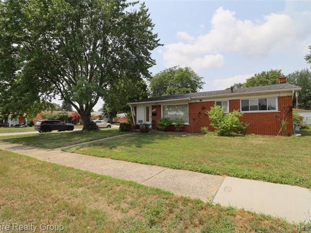 5190 Westlake St, Dearborn Heights, MI 48125