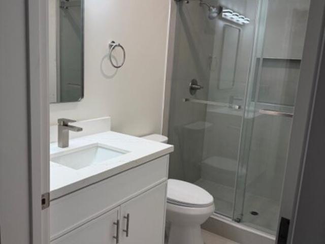 5191 5 Lindley Ave, Tarzana, CA 91356 | MLS #26645 | Compass