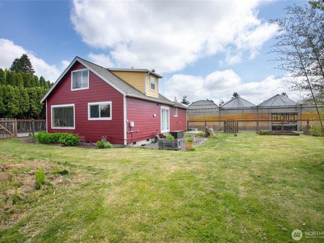 5192 Aldrich Rd, Bellingham, WA 98226