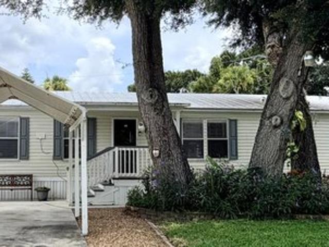 5192 Amy Ln, Fort Pierce, FL 34946
