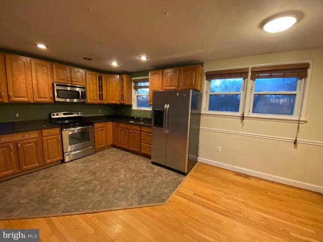 5193 Old Solomons Island Road
